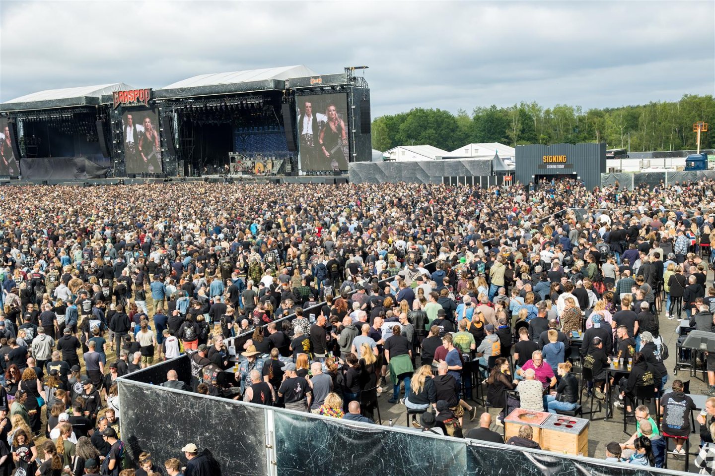 VIP Deck | Graspop Metal Meeting 2023